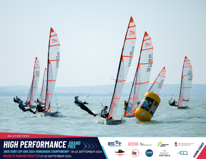 Real autumn wind, sunshine, and four races awaited the competitors on ...